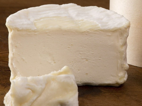 Soft Cheese | Varieties of Soft Cheeses | Cotswold Cheese | Cotswolds ...